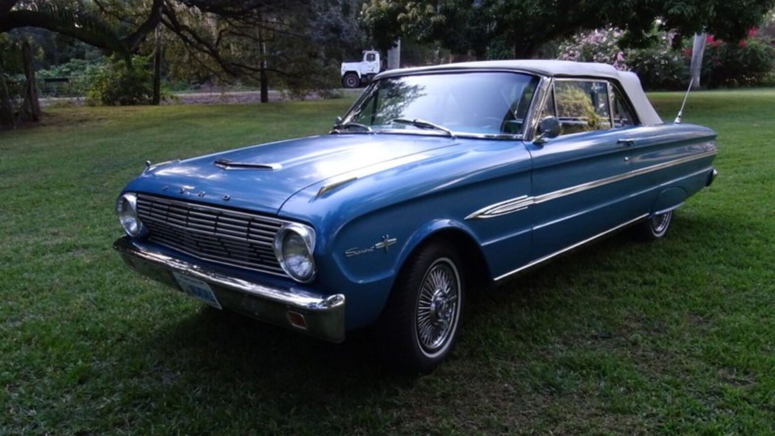 Jimmy Buffett's Ford Falcon Sells For $258,500 - Modern Car Collector