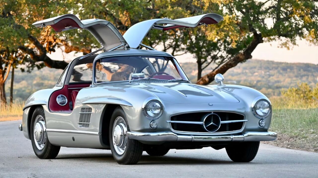 Rare 1956 Mercedes-Benz 300SL Gullwing Hopes To Break Records in ...