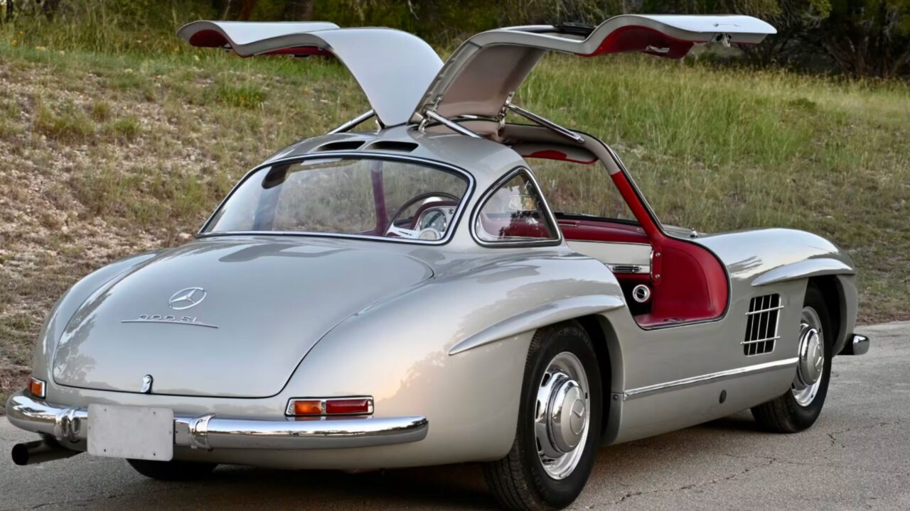 Rare 1956 Mercedes-Benz 300SL Gullwing Hopes To Break Records in ...