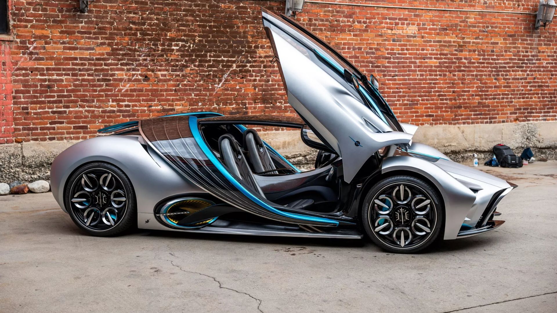 Hydrogen Hypercar Prototype Hits Auction Block Amid Production Delays ...