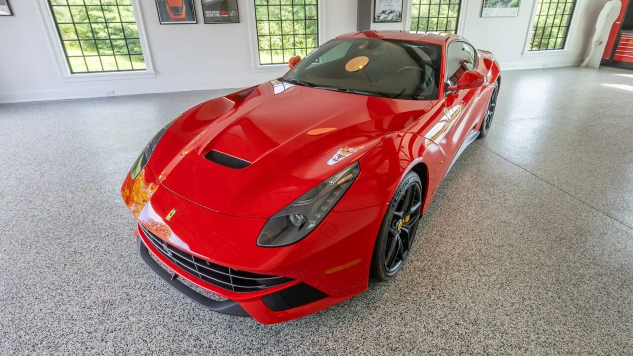 7k-Mile 2015 Ferrari F12berlinetta: A Rosso Corsa Masterpiece - Modern ...