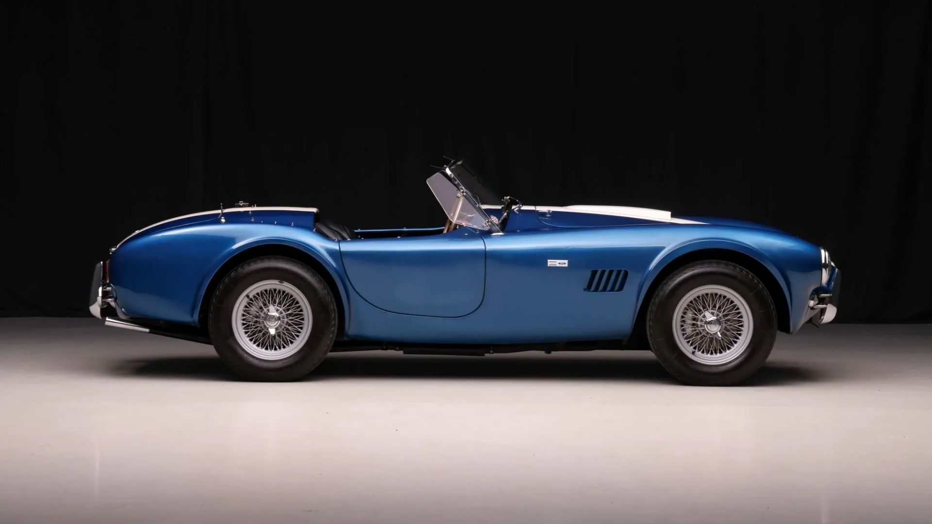 Iconic 1964 Shelby Cobra 289 Mark II Up for Sale - Modern Car Collector