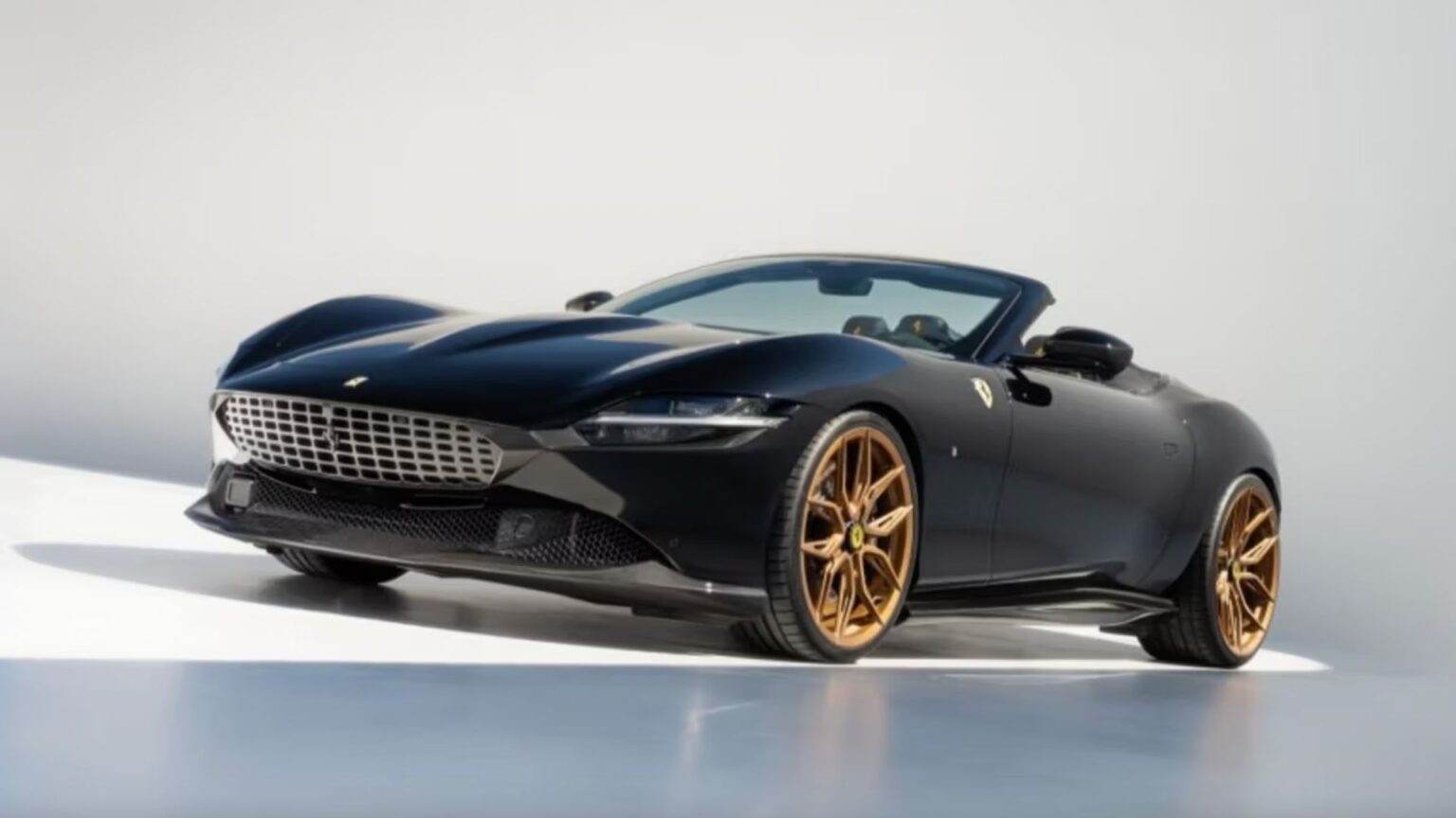 NOVITEC Unveils 704 HP Ferrari Roma Spider - Modern Car Collector