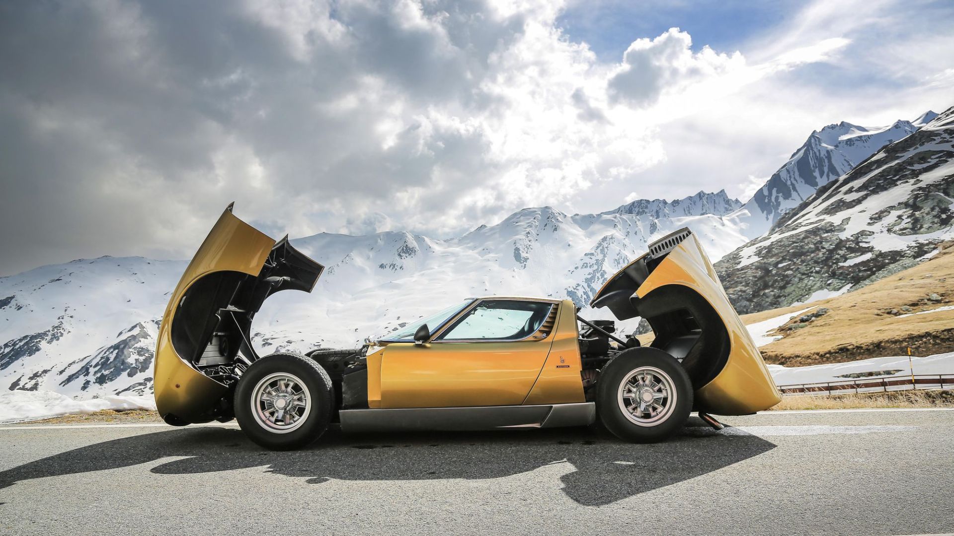 Five Things You Might Not Know About The Lamborghini Miura - Modern Car ...