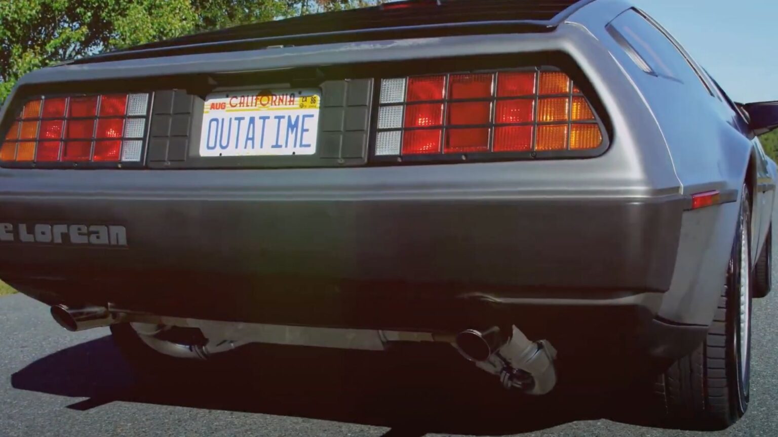 The Scandalous Rise, Fall, and Legacy of the DeLorean Motor Company ...