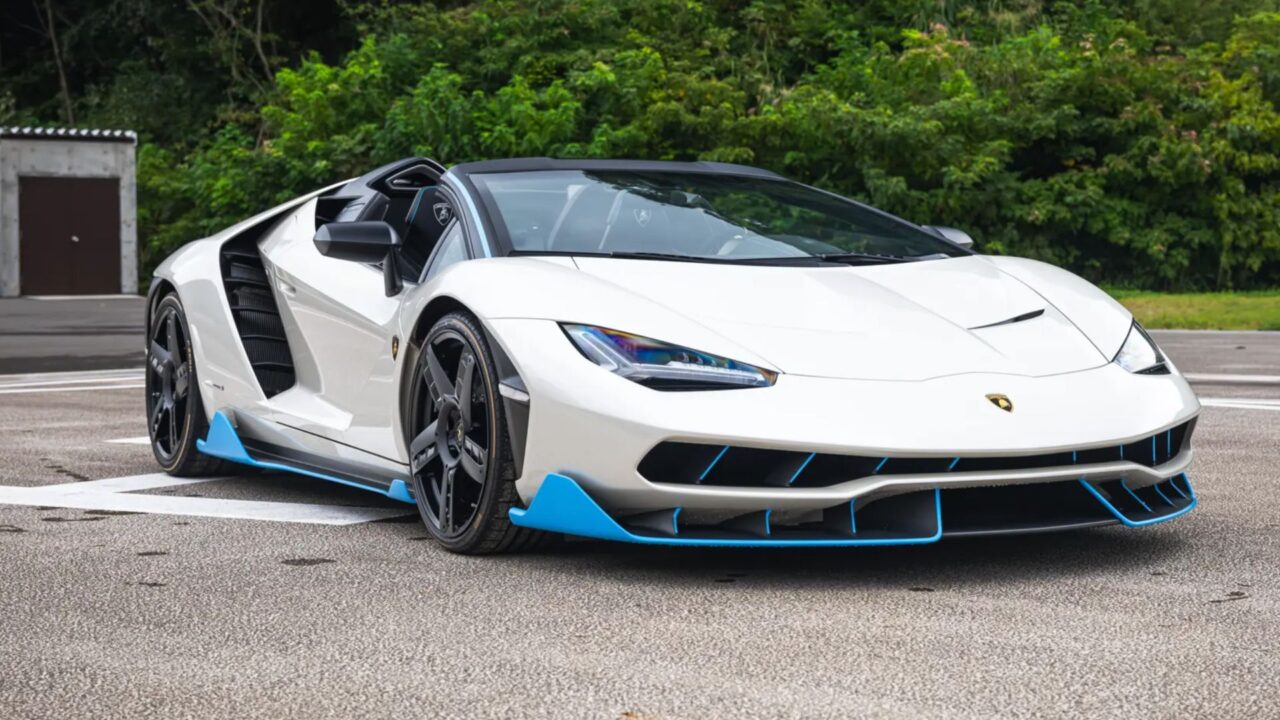 The Lamborghini Centenario Roadster: A Carbon Fiber Masterpiece ...