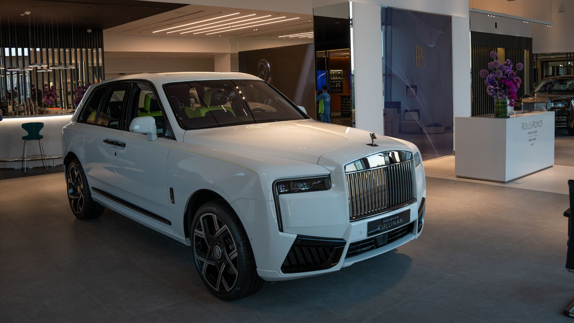 Rolls-Royce Expands Presence with New Luxury Showroom in Abu Dhabi ...