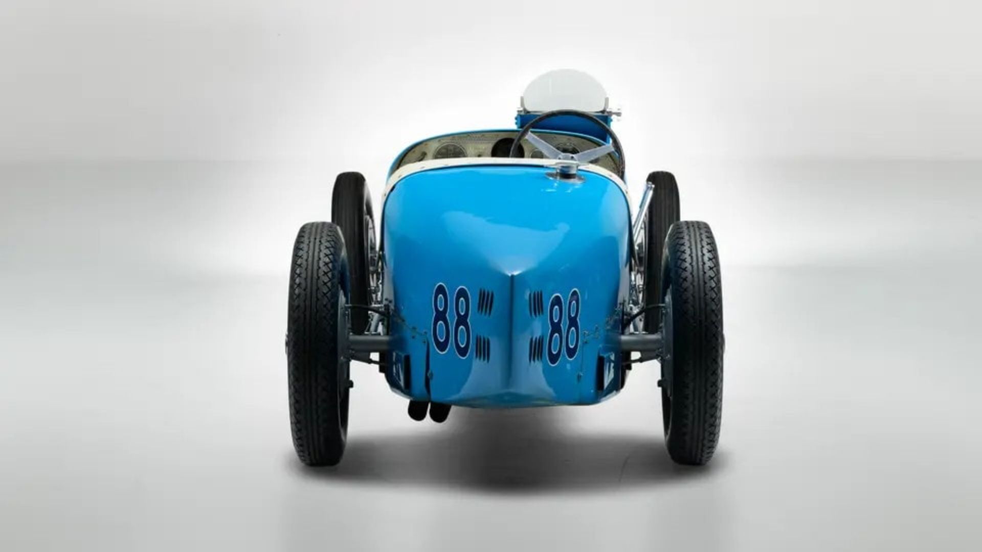 94-Year-Old Bugatti Type 35B: Racing Icon Expected to Fetch Over $1 ...