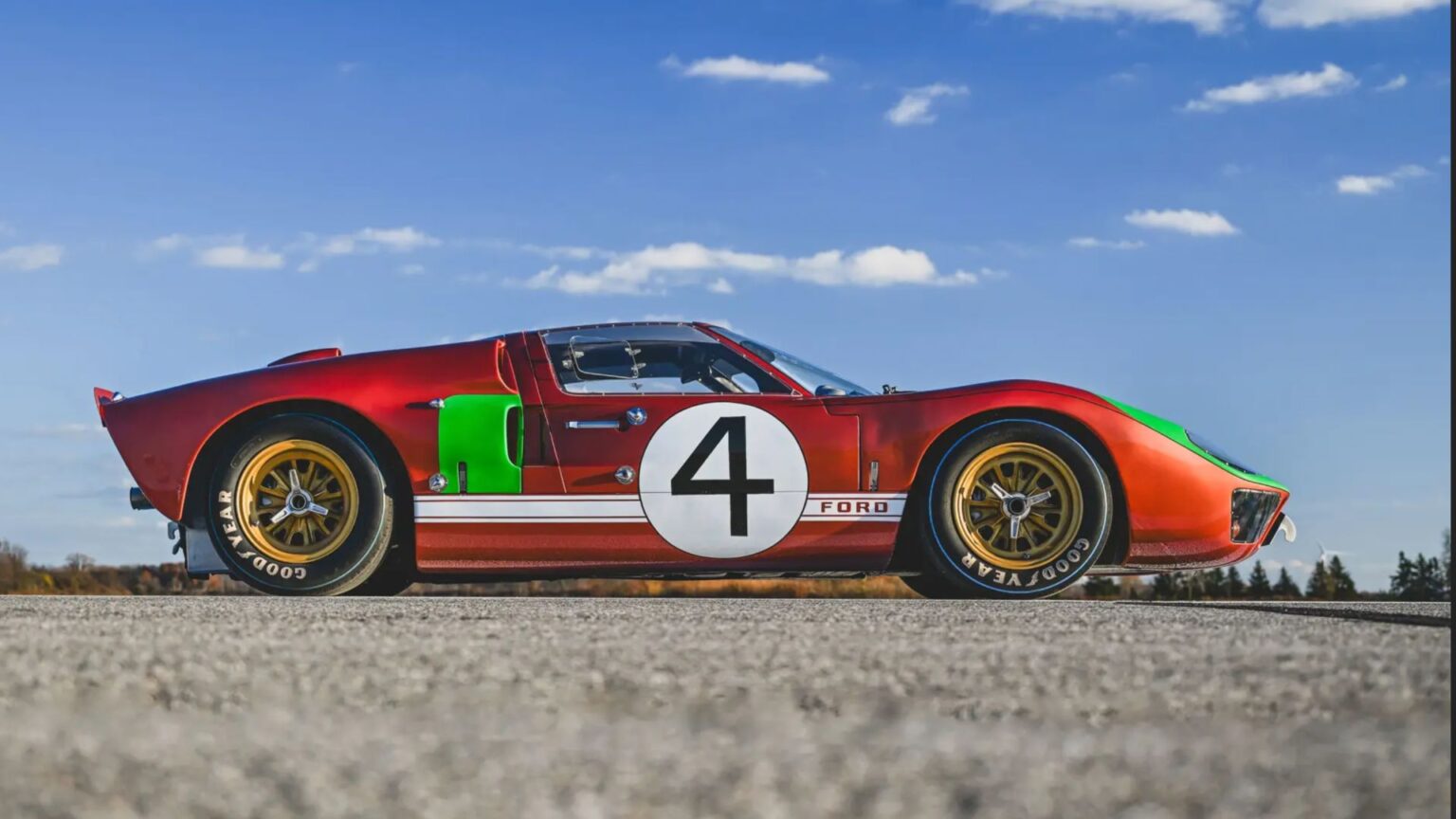 1966 Ford GT40 Mk II Hits Auction With $11 Million Estimate - Modern ...