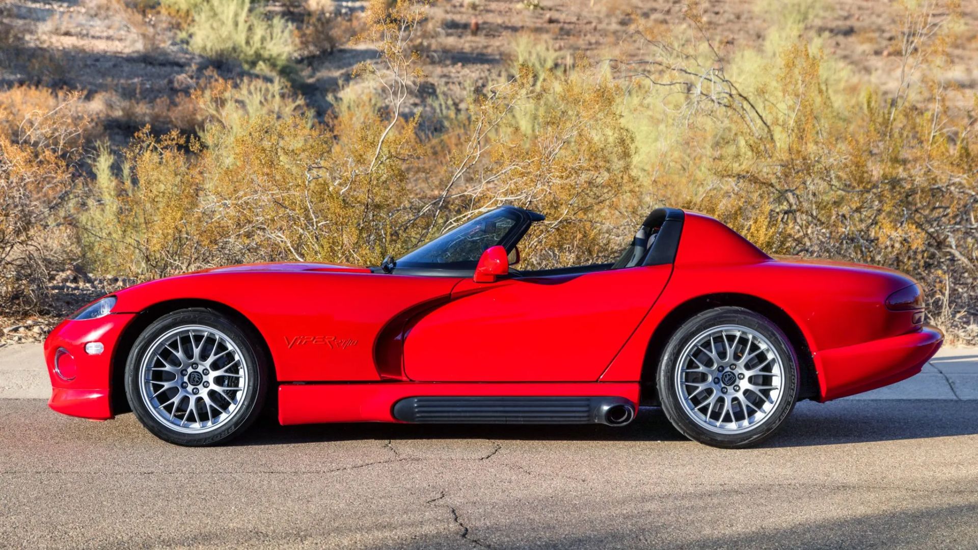 Time Capsule 1995 Dodge Viper Only Has 15K Miles - Modern Car Collector