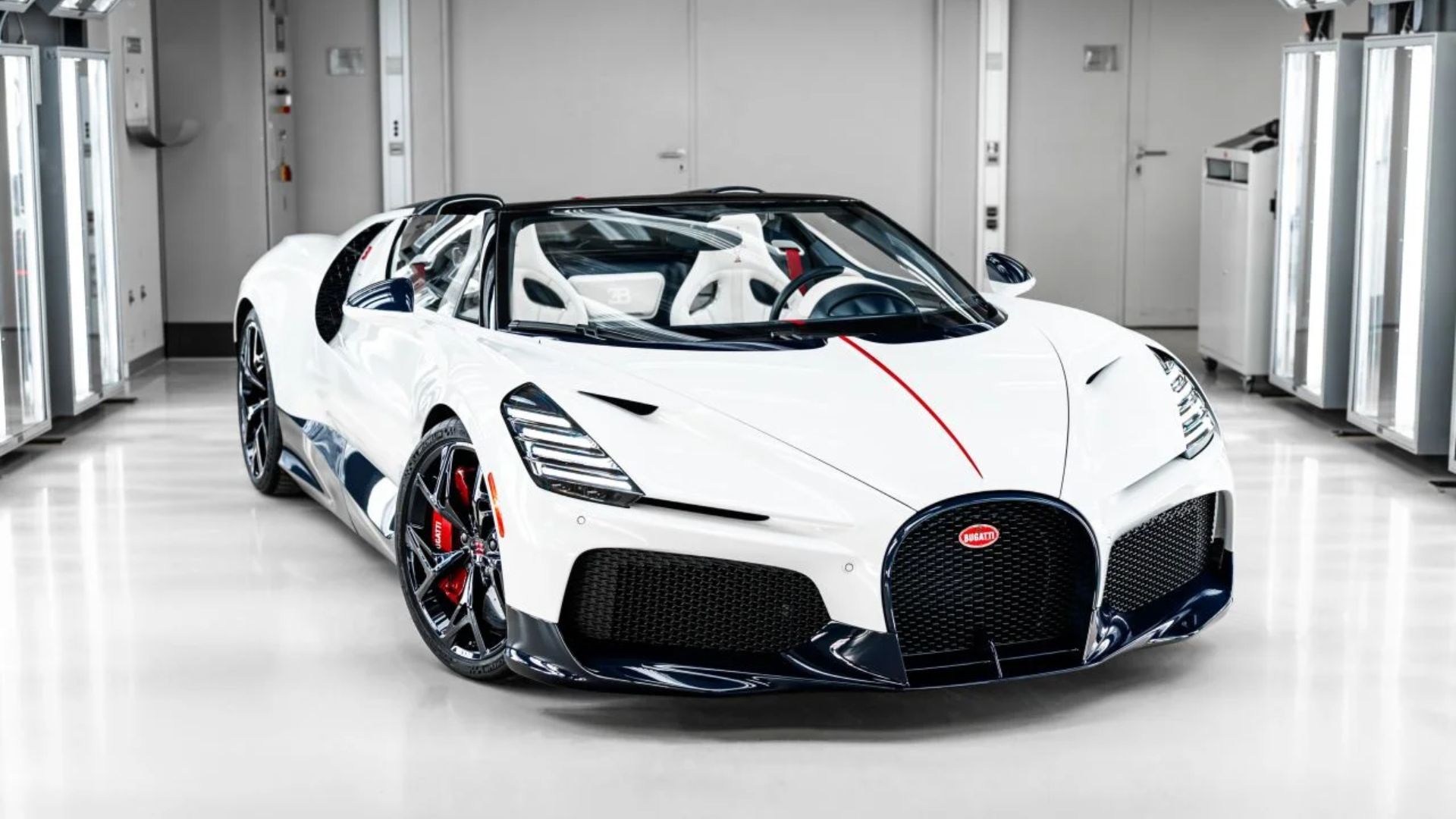Bugatti Begins Deliveries of Mistral, Final W16 Hypercar - Modern Car ...