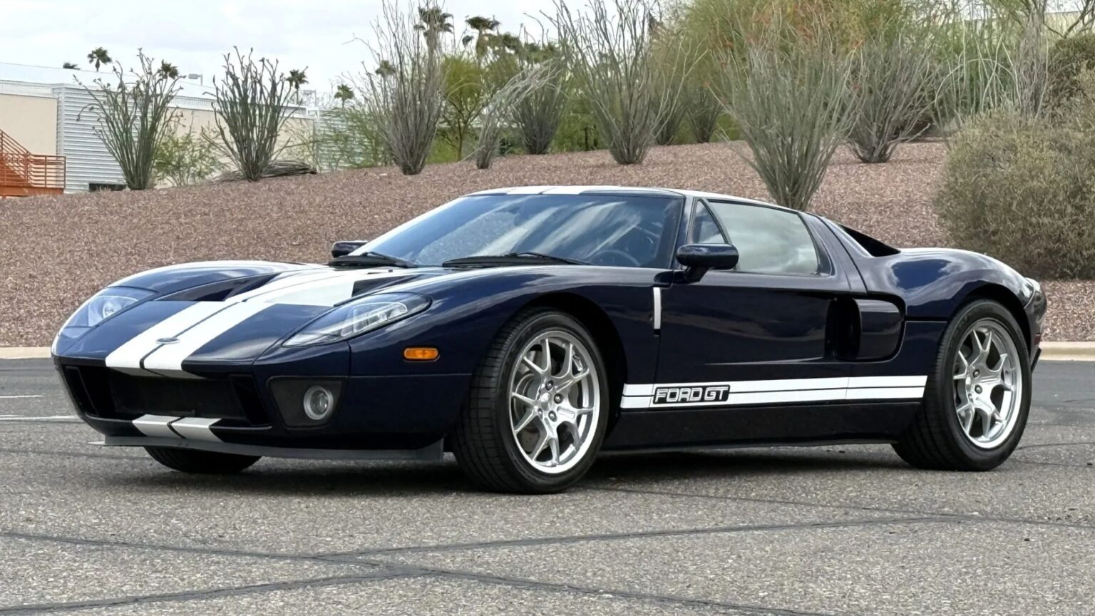 One-Owner 2005 Ford GT with 11K Miles Hits the Market on Bring a ...