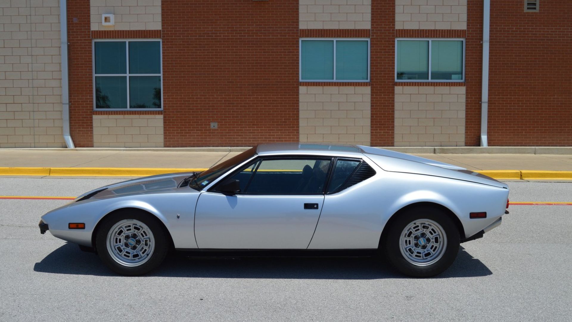 1972 DeTomaso Pantera Heads to Henderson Auctions at Barber Motorsports ...