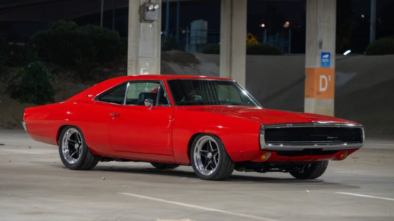 RestoMods Unveils RM30: A Ground-Up Restored 1970 Dodge Charger HEMI ...