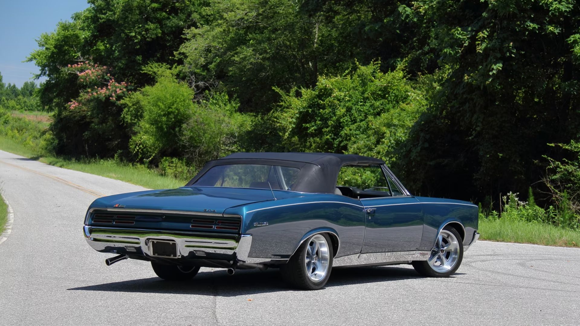 Restored 1967 Pontiac GTO Convertible With Modern LS2 Power Heads to ...
