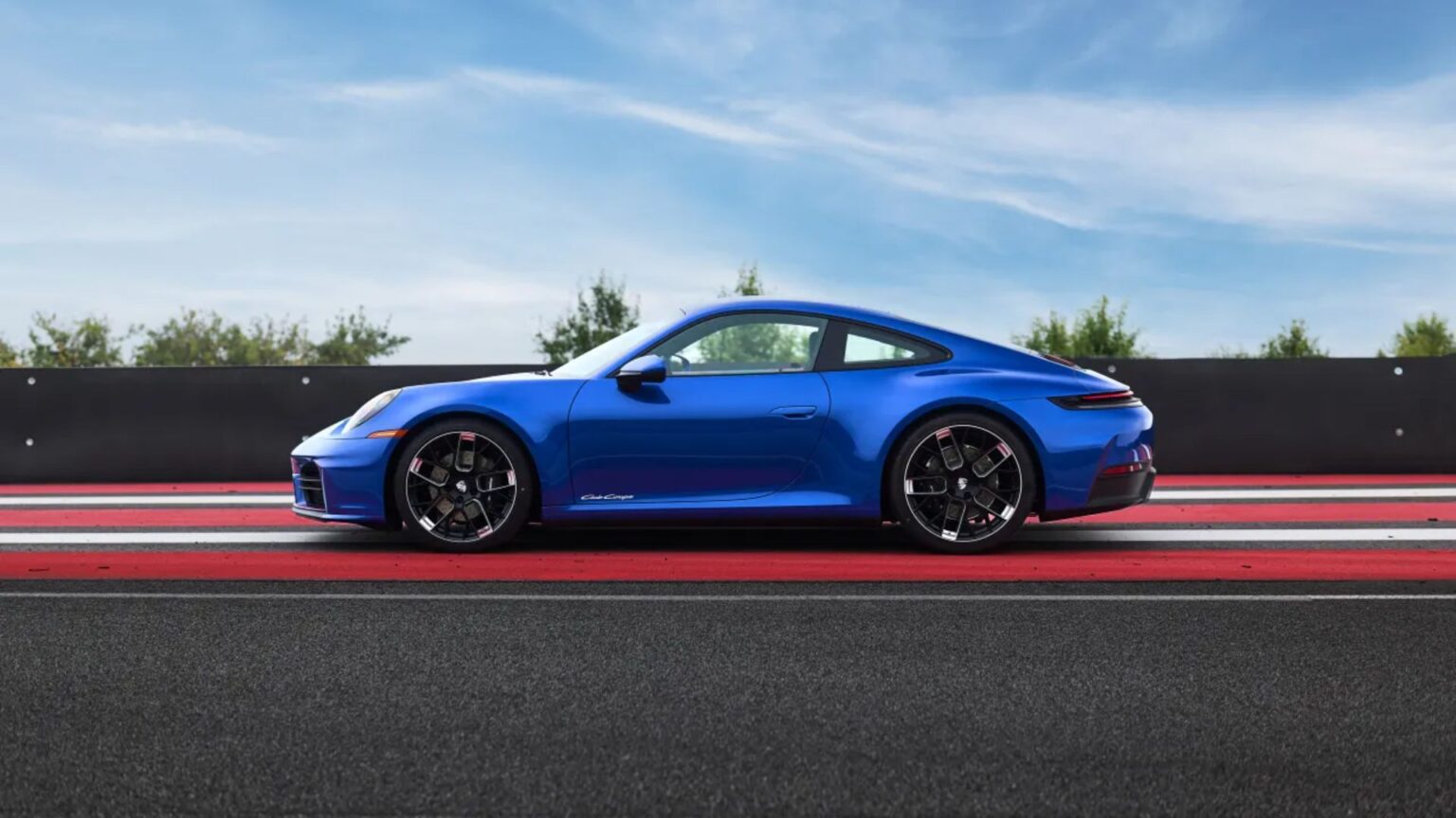 Porsche Unveils Ultra-Rare 911 Club Coupe for U.S. Enthusiasts - Modern ...