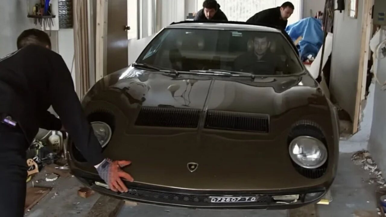 Lamborghini Miura Emerges After 40 Years Inside New York Living Room ...