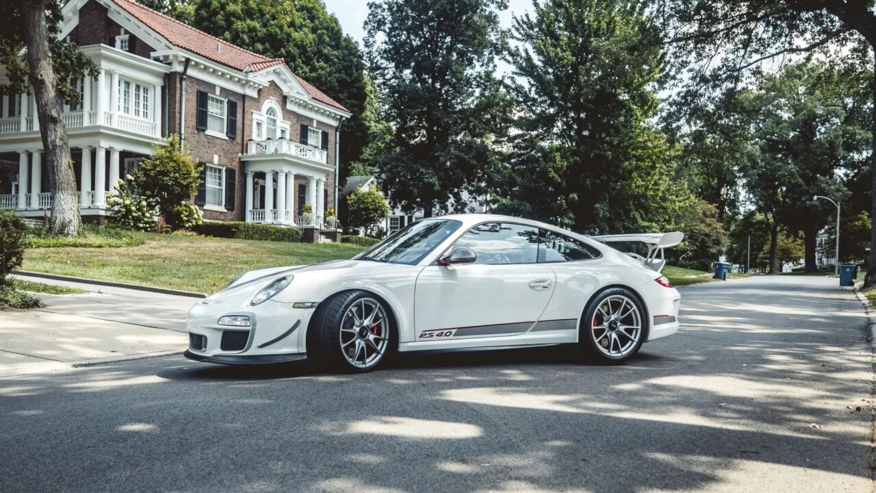 Rare Low-Mileage 2011 Porsche 911 GT3 RS 4.0 from PCarMarket - Modern ...