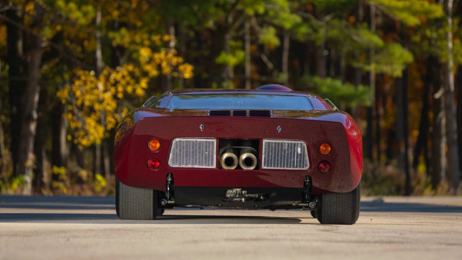Shelby’s Personal GT40 Heads to Mecum Auction: The Legendary 1965 Ford ...