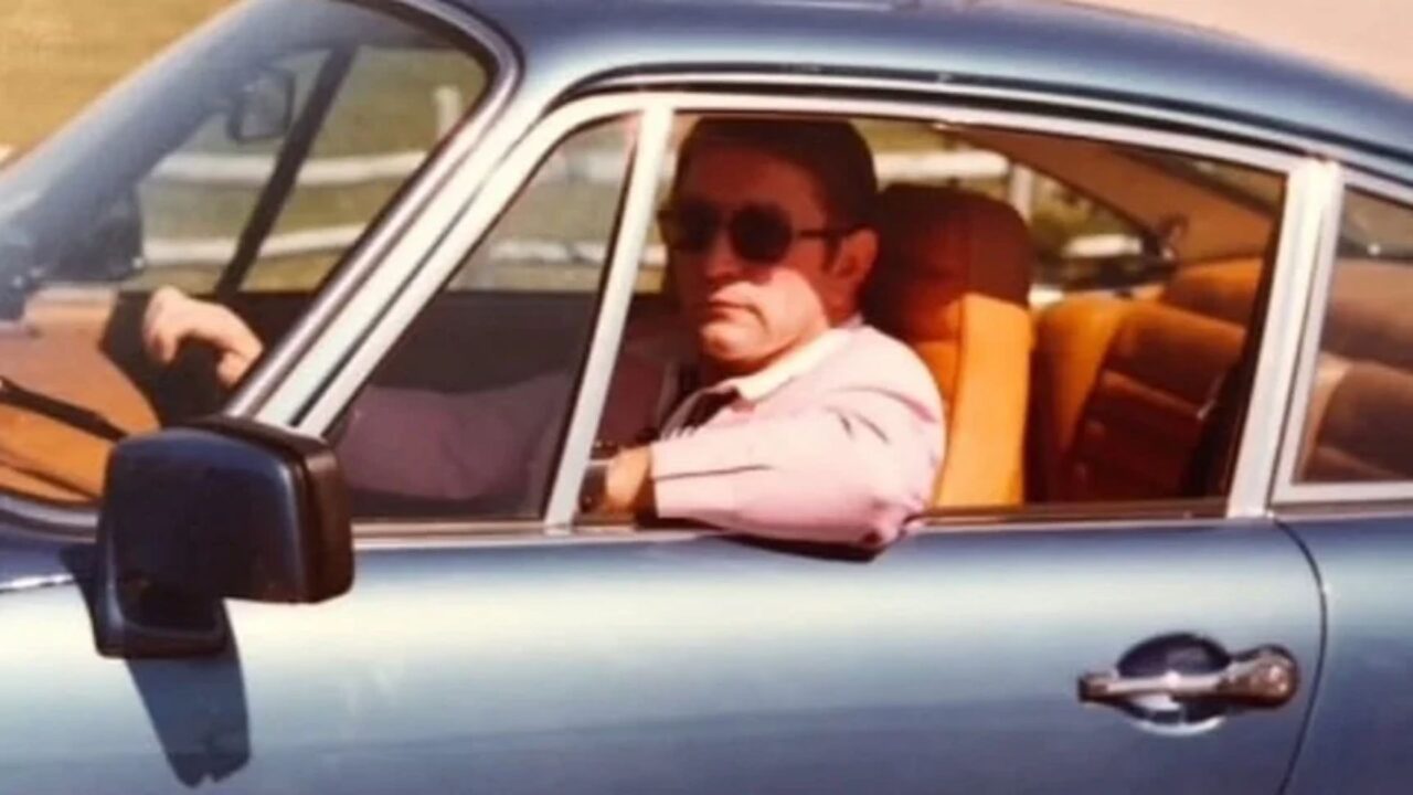 Grandson Reunites With His Grandfather’s Long-Lost Porsche After Years ...