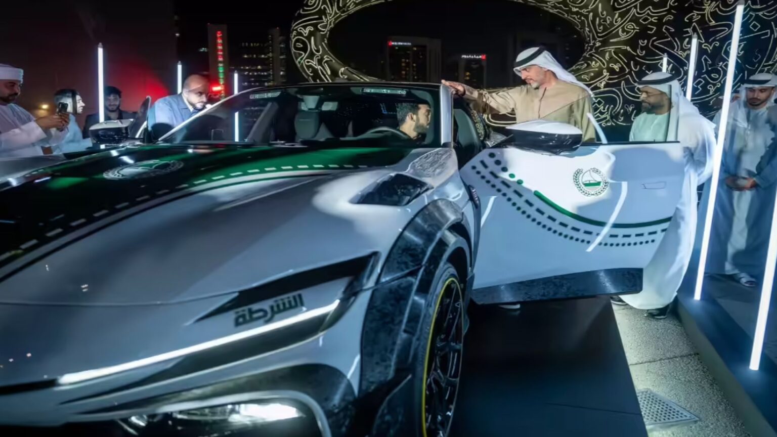 Dubai Police Expands Luxury Patrol Fleet With Rare Ferrari Purosangue ...