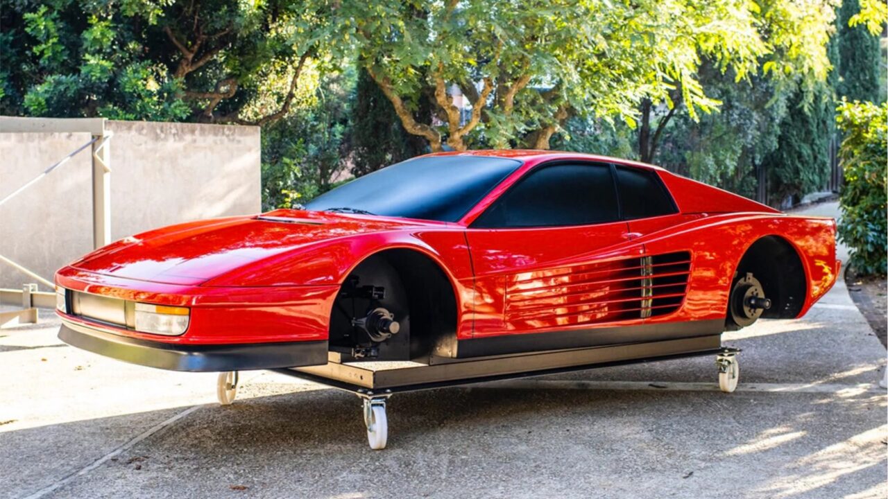 Original Full-Scale Pininfarina Ferrari Testarossa Design Study Heads ...