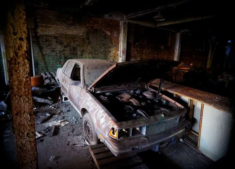 Collector Car Storage: Protect Value Between Drives - Modern Car Collector